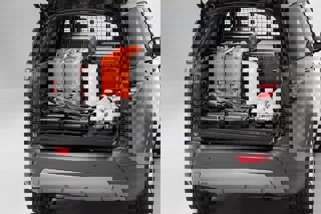 Land Rover Discovery Commercial Review 2025 | Honest John